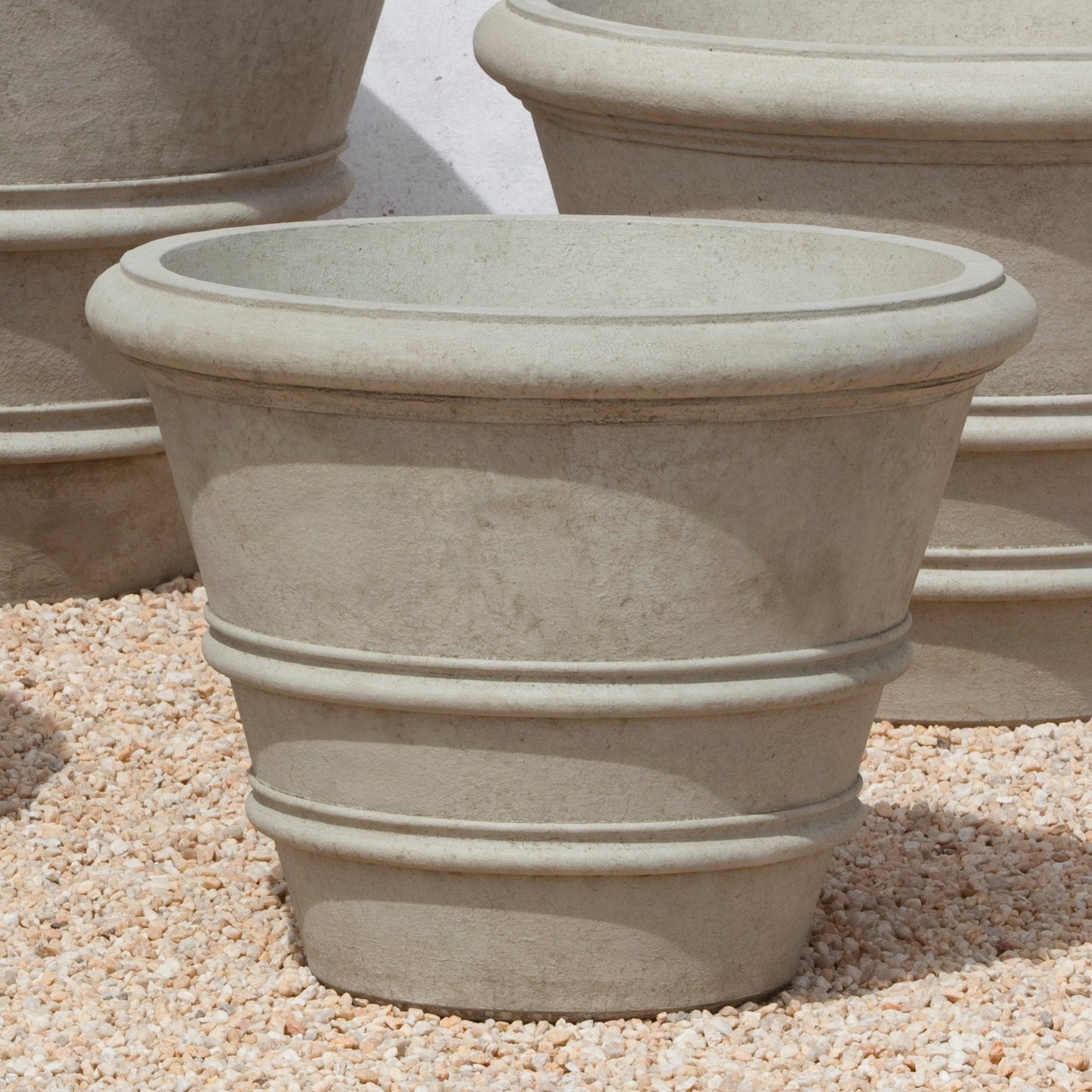 Classic Rolled Rim 24" Planter by Campania International – Birdsall & Co.