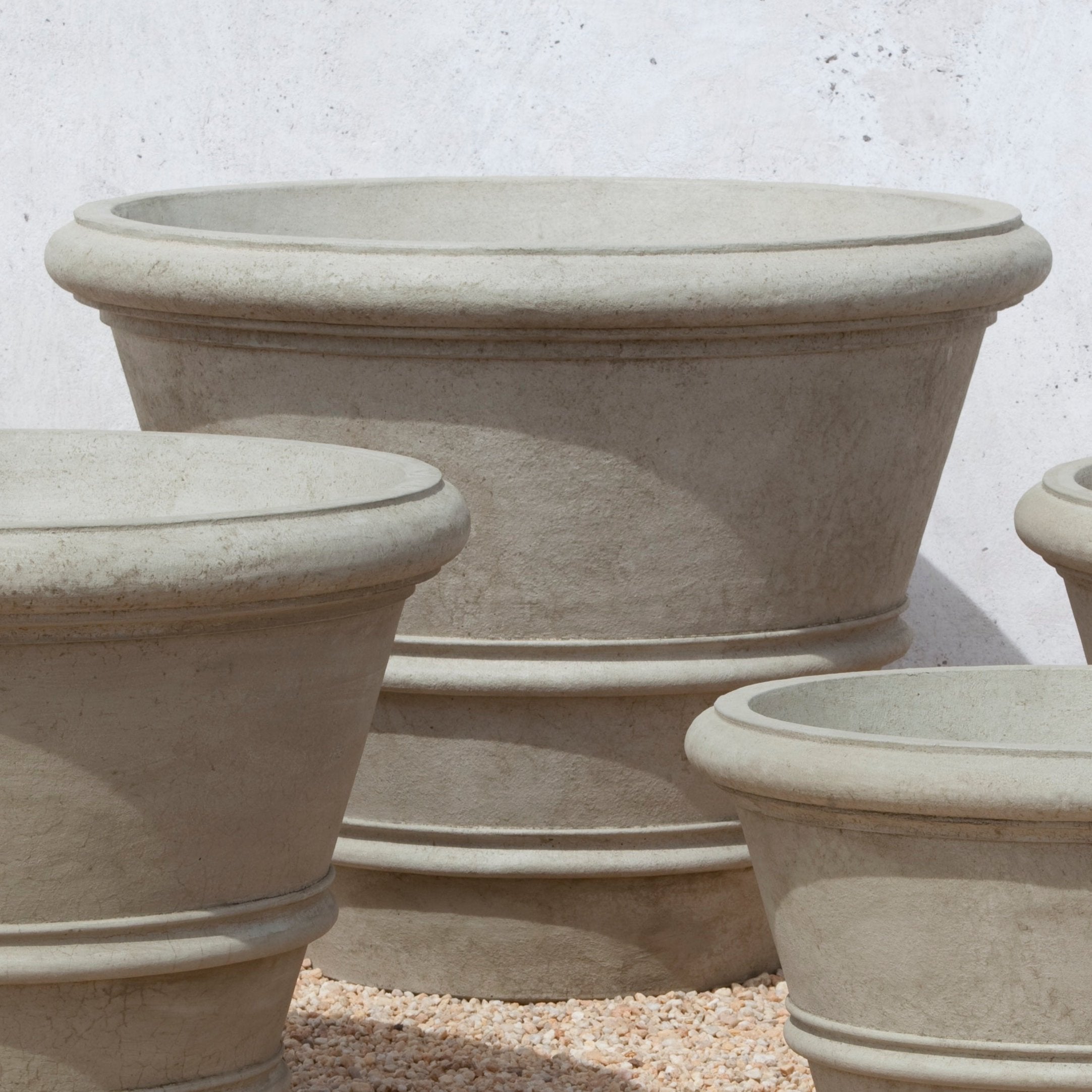 Classic Rolled Rim 35.5" Planter by Campania International – Birdsall & Co.